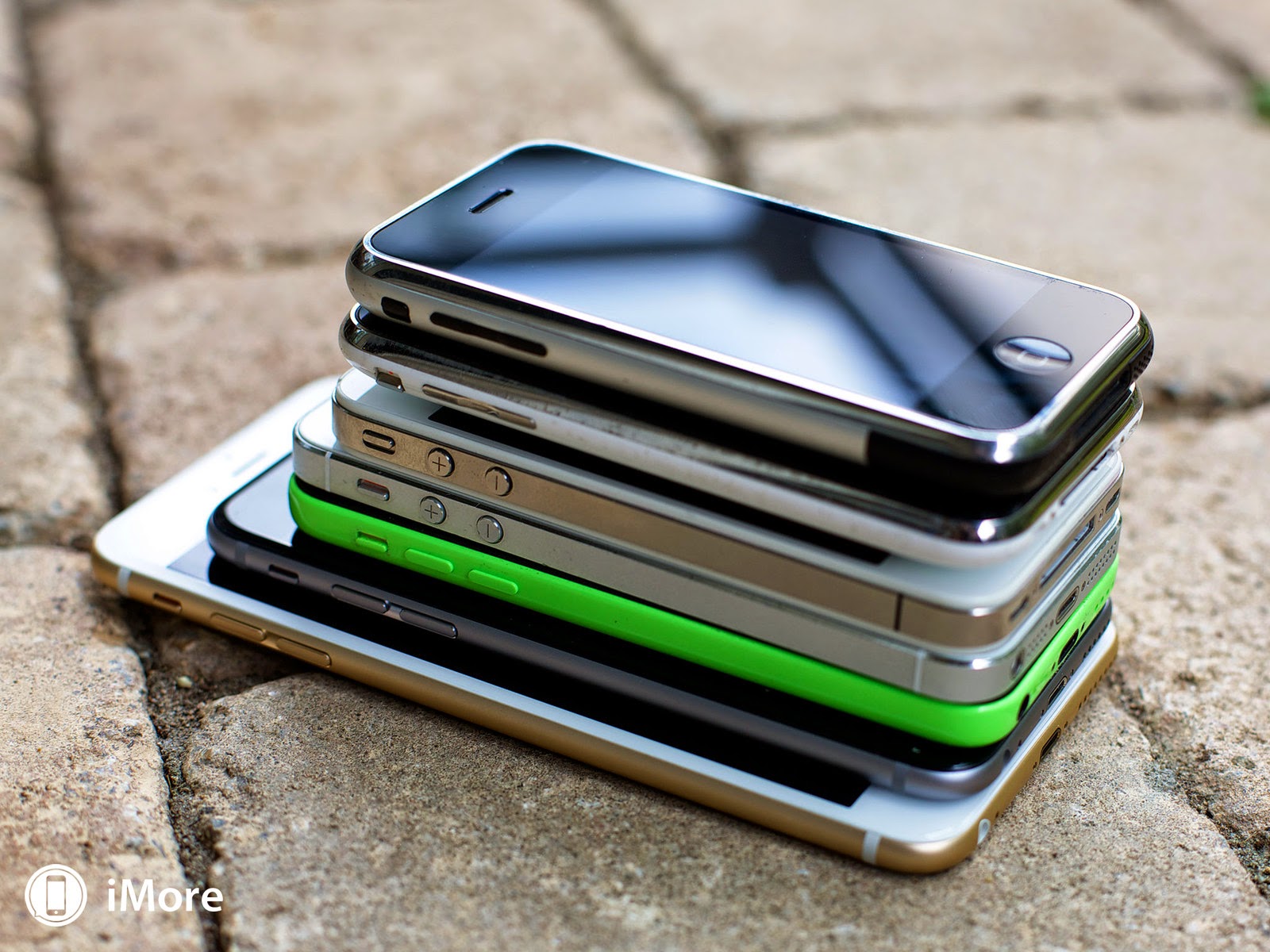 Report: Apple to launch three iPhones models in 2015 - The Tech Blog