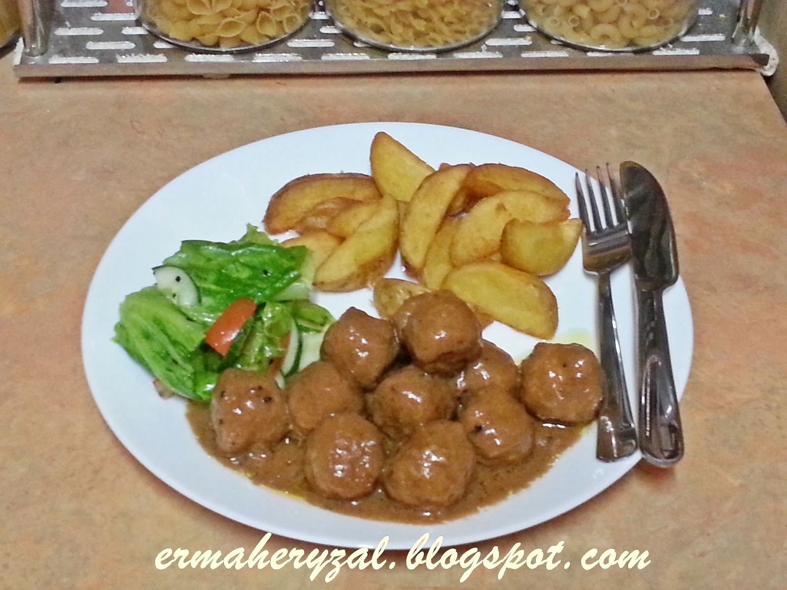 HALAMANKU: MEAT BALL SET - DINNER