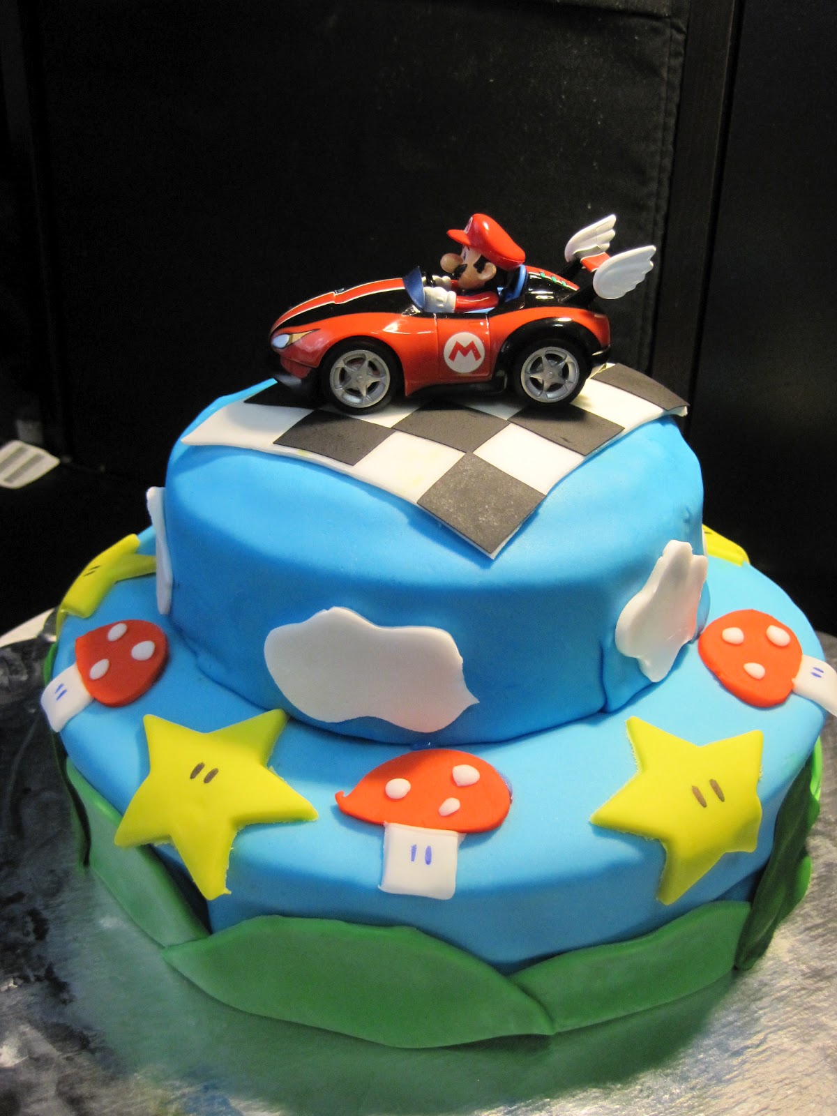 Oh, Silly Mommy!: Bubba turned 7 & we celebrated with much cake!
