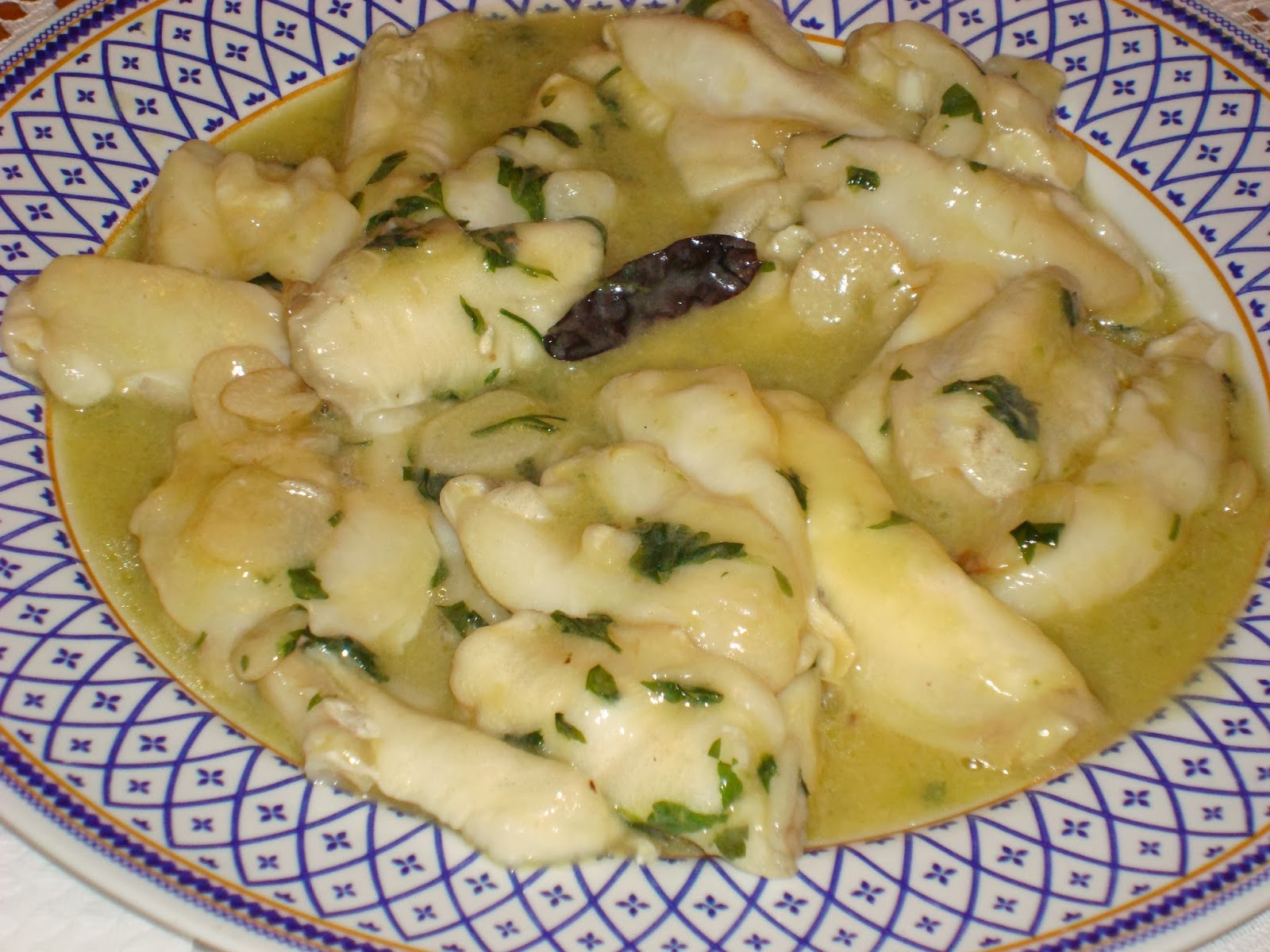 COCINA DE CEUTA: COCOCHAS DE BACALAO AL PIL PIL