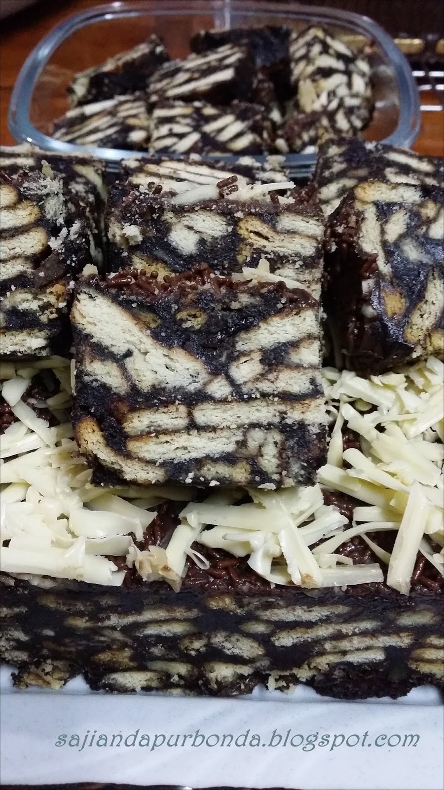 Bengkalis Edukasi: KEK BATIK EXTRAVAGANZA SEDAP (TOPPING COKLAT GANACHE ...