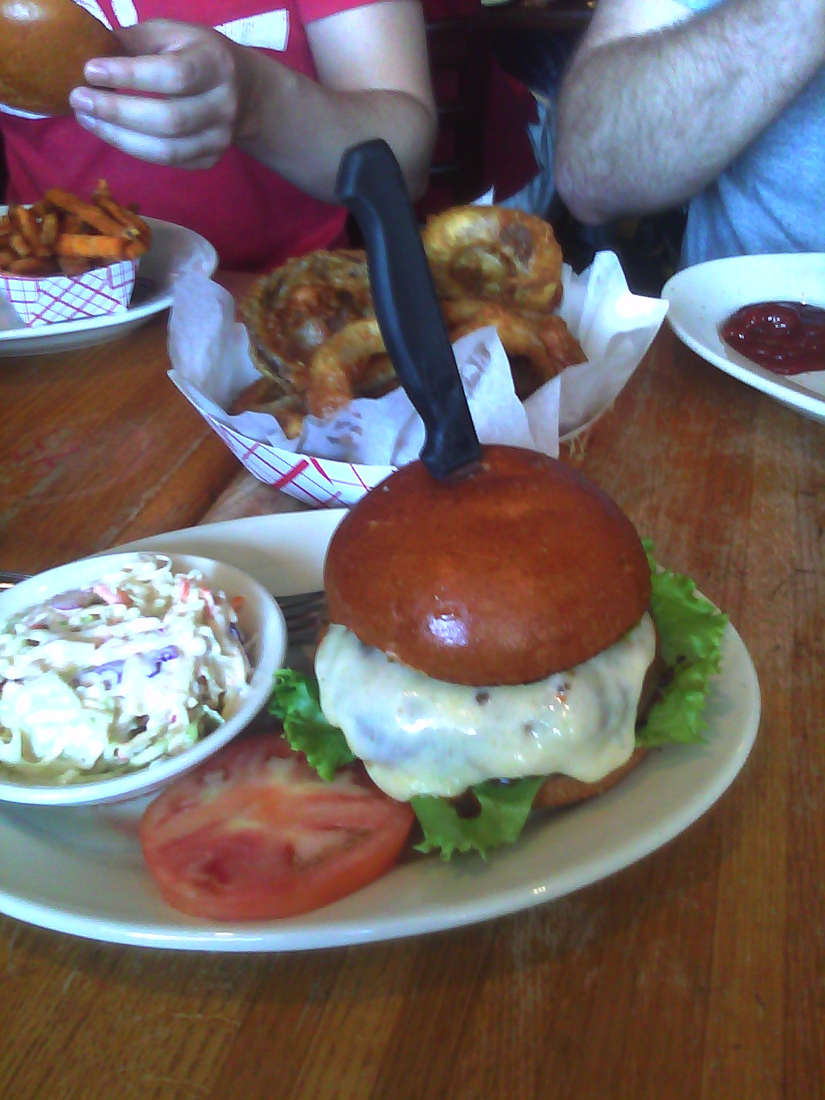 Pittsburgh Happy Hour: Ray's Hell-Burger, Arlington, VA