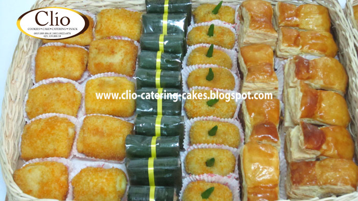clio catering cakes: kue nampan