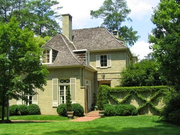 Designing Domesticity: Architectural Inspiration: Wing Wall