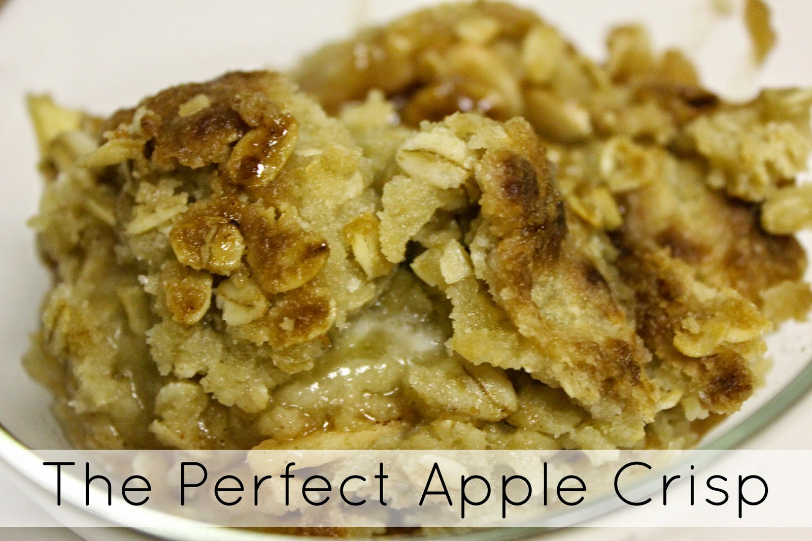 The Perfect Apple Crisp | To & Fro