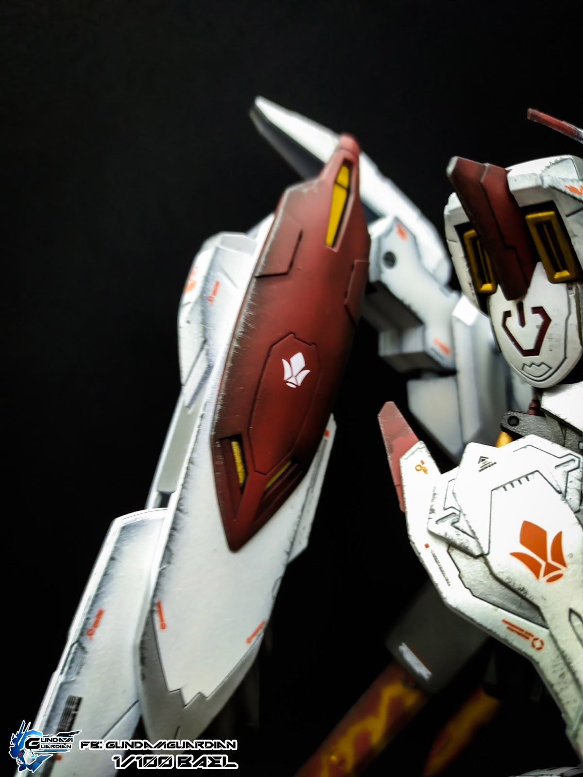 Custom Build: 1/100 "King of Mars" Tekkadan Bael