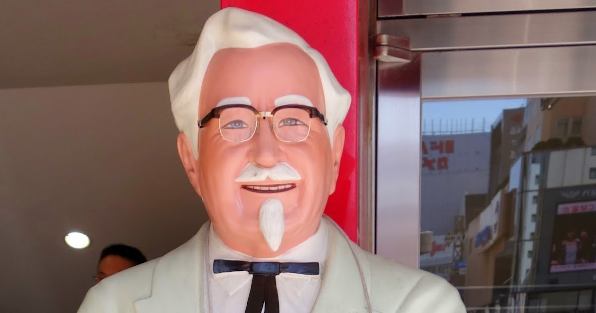 Tofu Photography: The Colonel (KFC) at Fukuoka, Japan