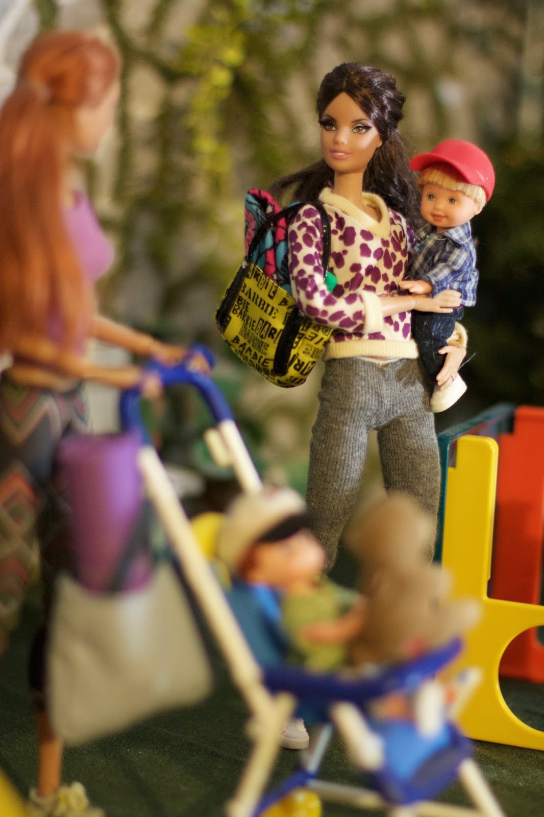 OneSixthAvenue: It's A Playdate!...