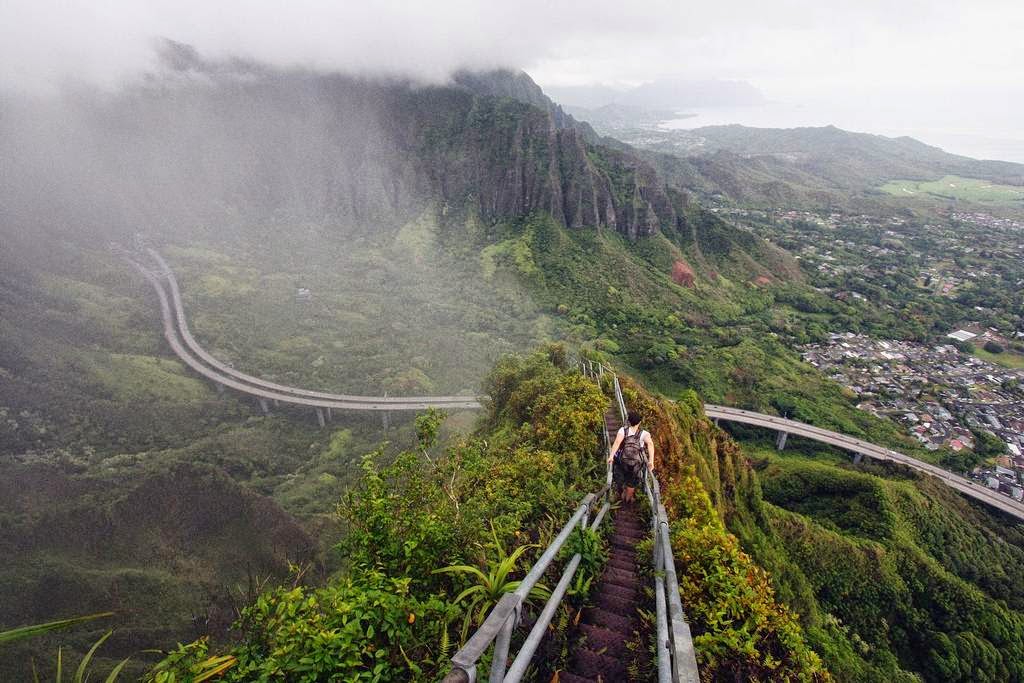 The Haiku Stairs: Hawaii’s Forbidden Stairway to Heaven ~ Kuriositas