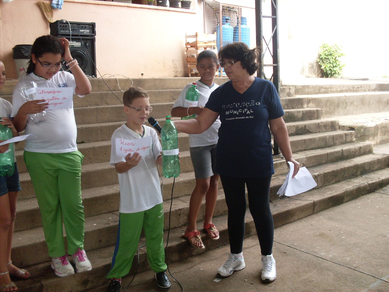 EMEB "PROF. FRANCISCO RIBEIRO CARRIL": 22 de Março - Dia Mundial da Água