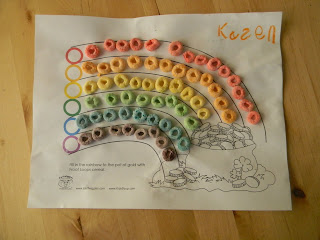 Simply Crafty: Fruit Loop Rainbows