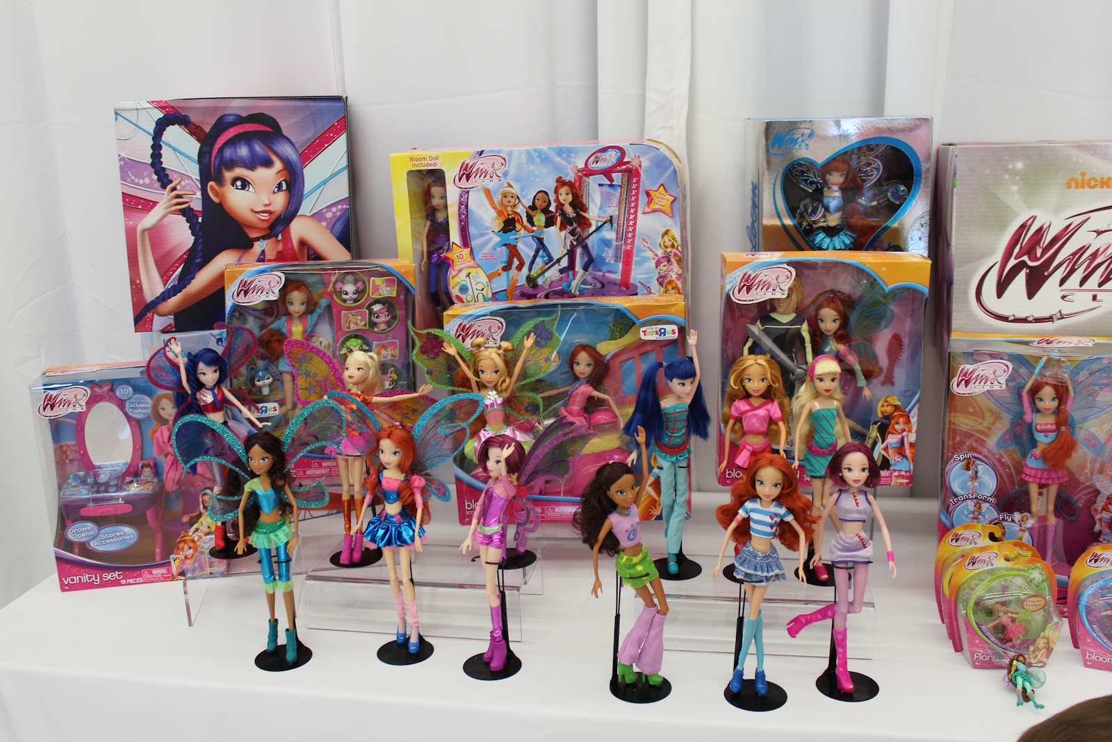 Winx Club Launch at Toys”R”Us | Did you know Canada?