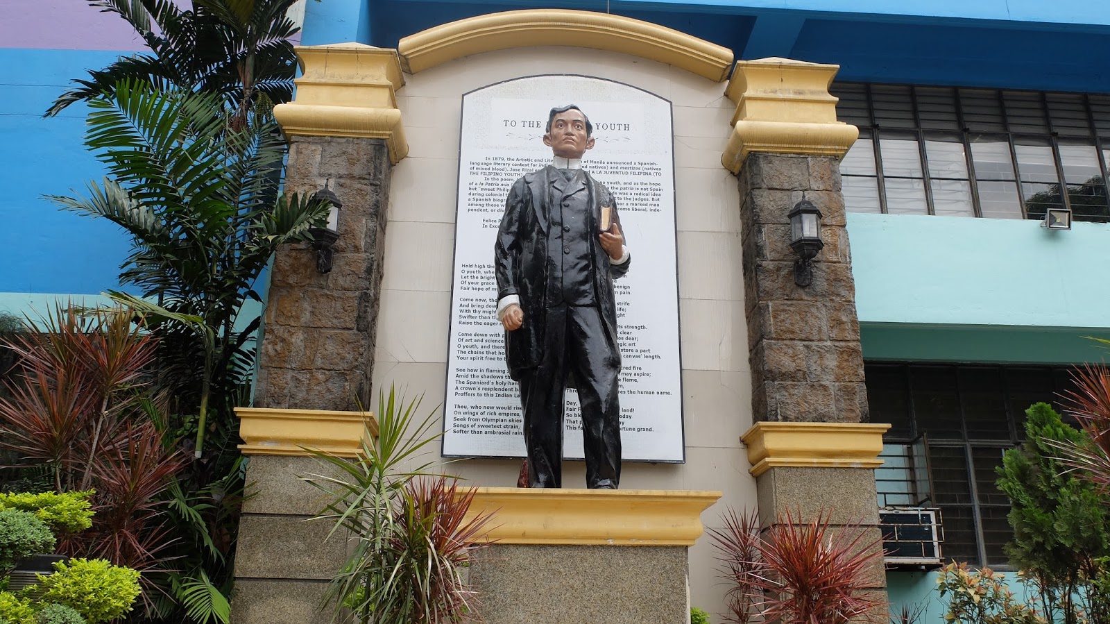 RIZAL IN RIZAL TECHNOLOGICAL UNIVERSITY | DR. JOSE RIZAL MONUMENTS