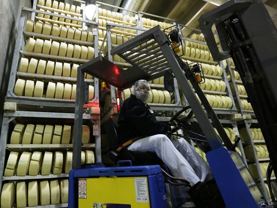 MEC&F Expert Engineers : Worker dies after being pinned between a ...