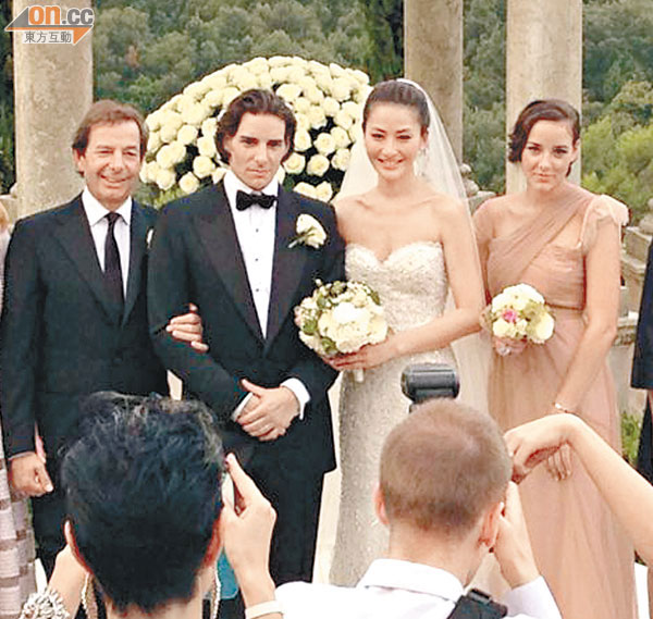 TVB Entertainment News: Kathy Chow & Julien's French Kiss Entertaining ...