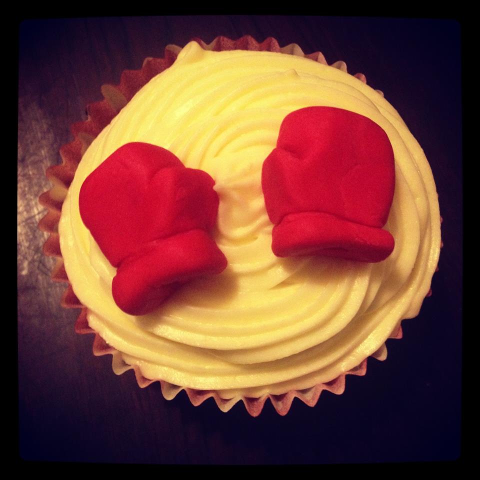 Boxing Gloves Cupcakes at Cynthia Cawley blog