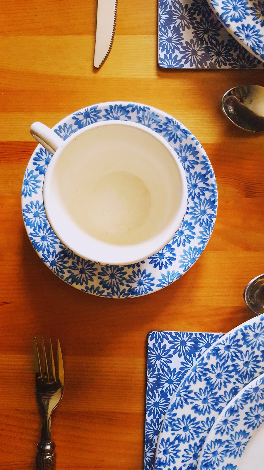 My Spring Table: Weekend Blog Hop With This Gorgeous - Claire Justine