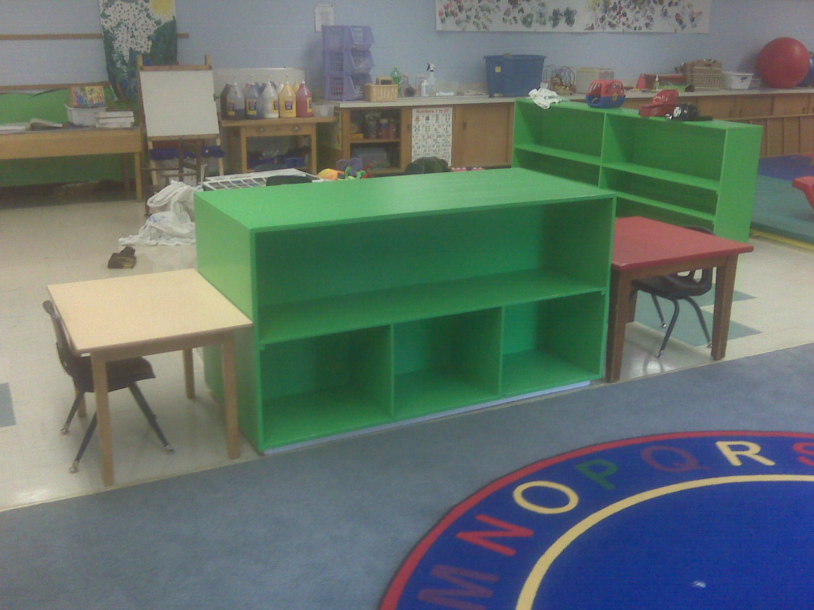 Lesson Plans to Pots and Pans: Montessori Makeover: My Classroom (part 1)