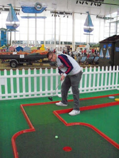 The Ham and Egger Files: Crazy Golf at 'the beach' at The Centre: MK in ...
