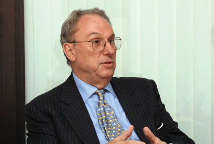 The middle class shrinkage explained in one graph | Politically Speaking