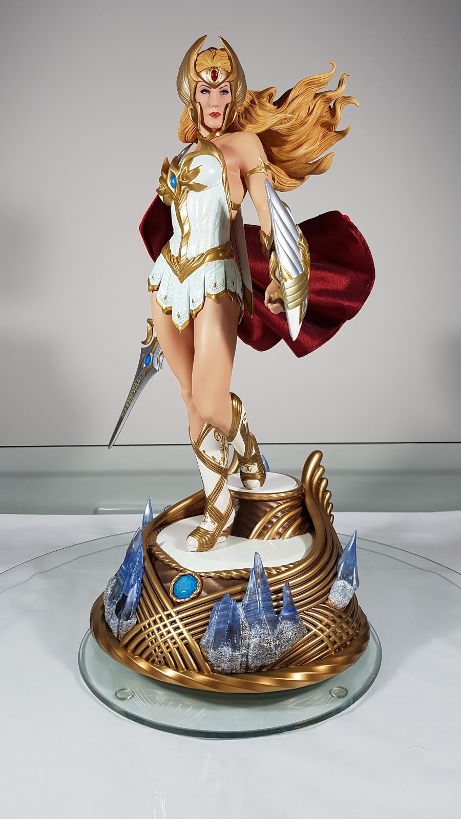 Kool Kollectibles: Sideshow Masters of the Universe She-Ra Exclusive