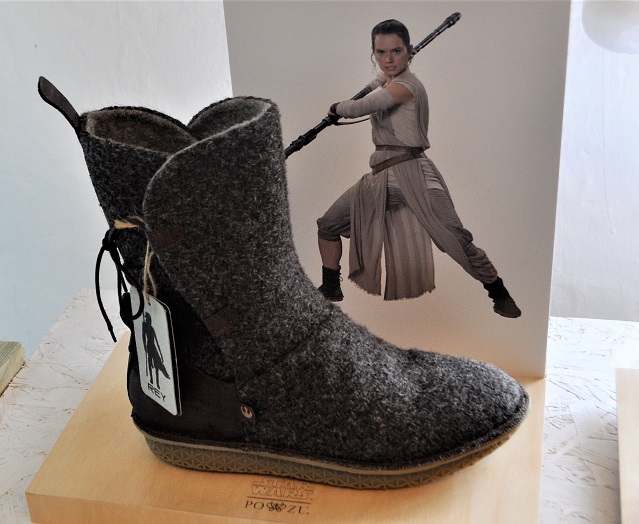 MyFashionConnect Global: Rey’s mid-calf boot, as featured in Star Wars ...