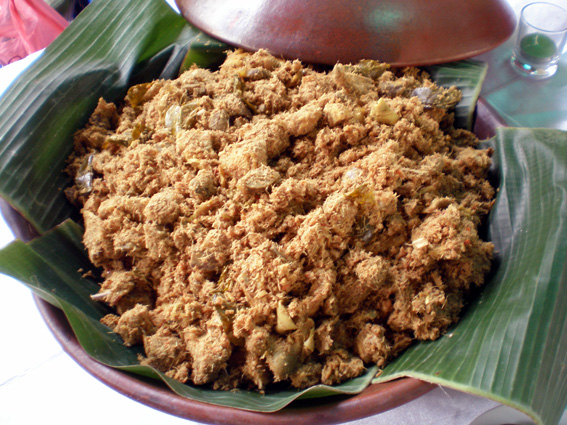 KULINER DANGKOT KHAS TORAJA - Sulawesi Tanpa Batas