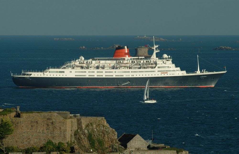 Last Tender: Vistafjord Caronia Saga Ruby