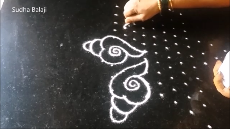 Shankam muggulu with dots