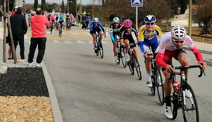LA TRIBUNE DU CLAP: Les photos du passage de l'Etoile de Bessèges