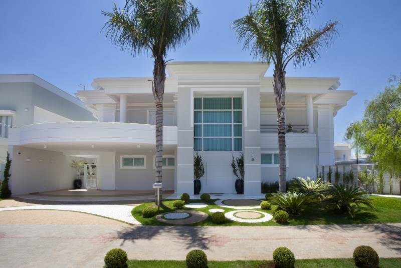 Fachadas de casas com estilo neoclássico! - Decor Salteado