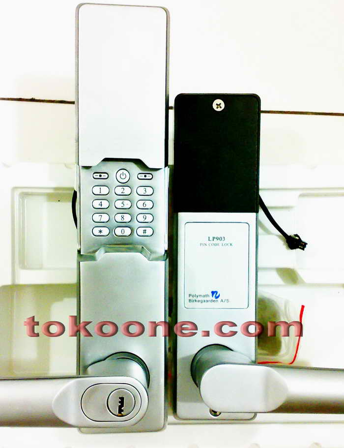 Kunci pintu otomatis dengan pengaman pin, rumah aman dan nyaman