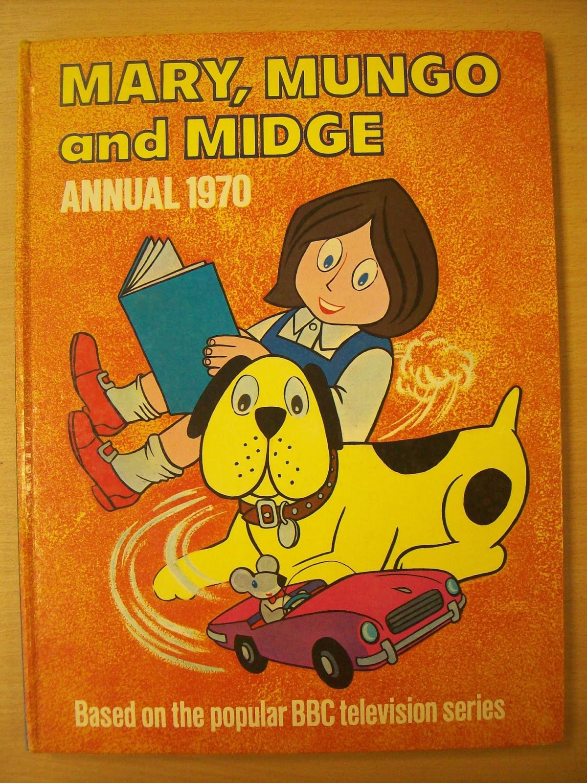 The Toy Town Library: MARY, MUNGO AND MIDGE ANNUAL (1970)