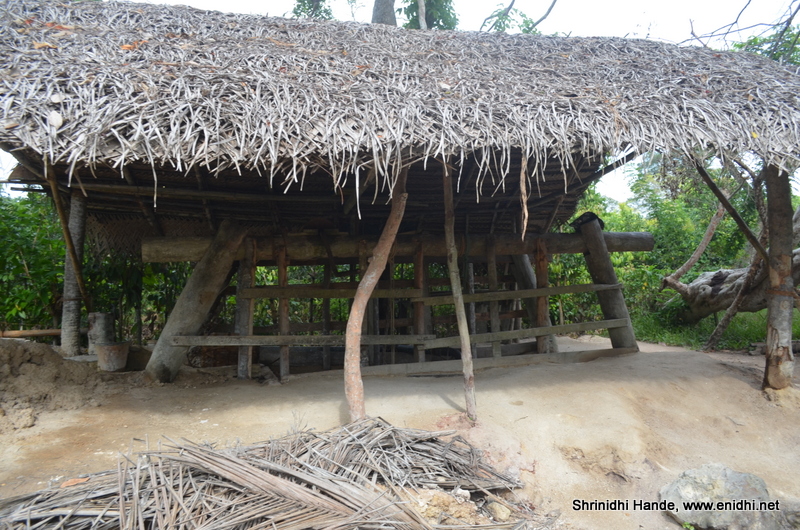 Moonstone mine and factory visit, Meetiyagoda, Srilanka - eNidhi India ...