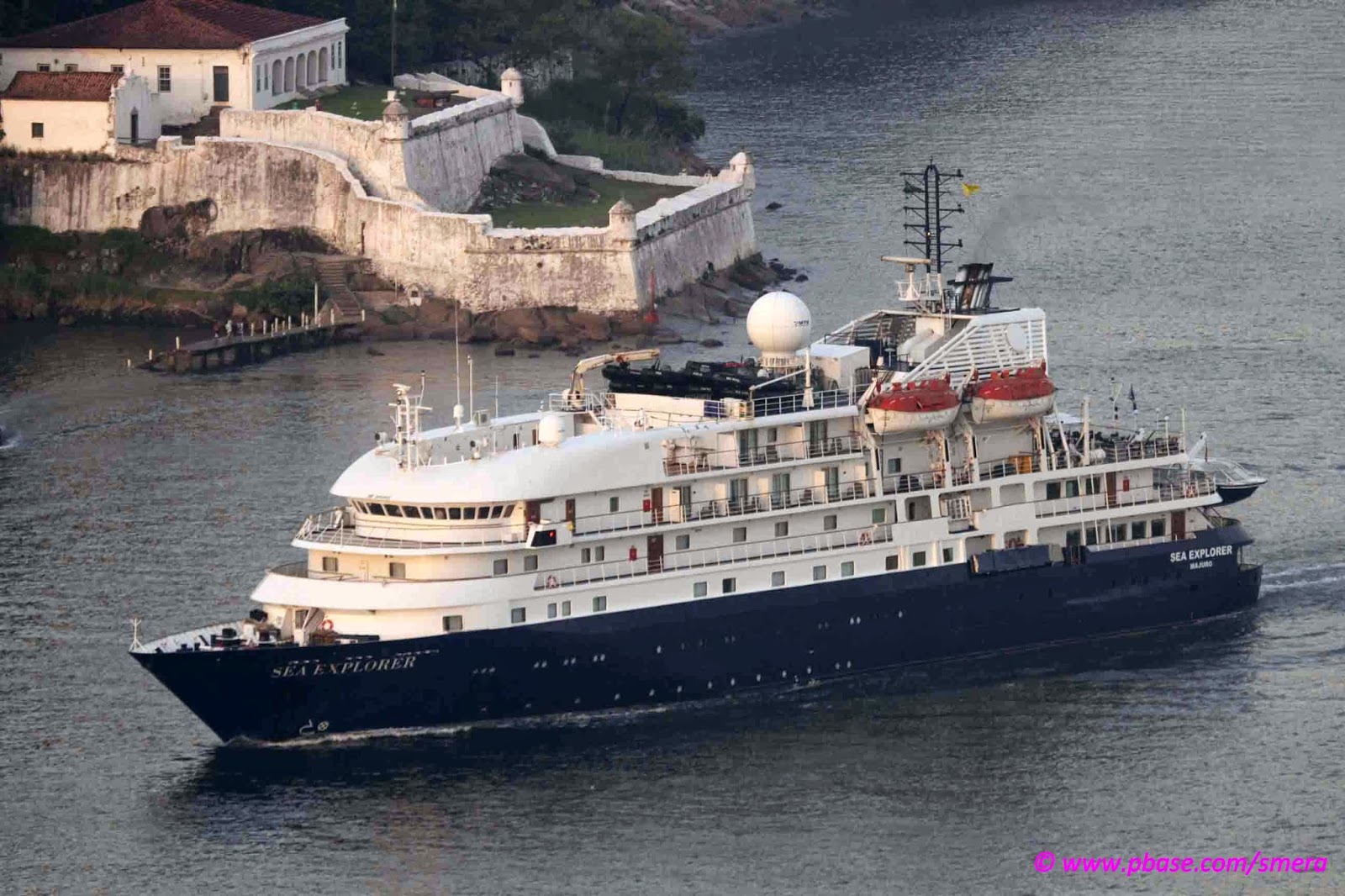 Santos Shiplovers: M/V Sea Explorer / V7WD8 -Turnaround da primeira ...