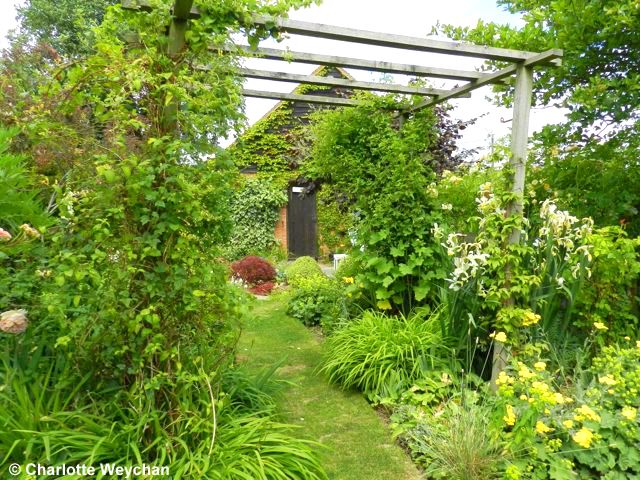 Small is Beautiful II - Old Buckhurst, Kent