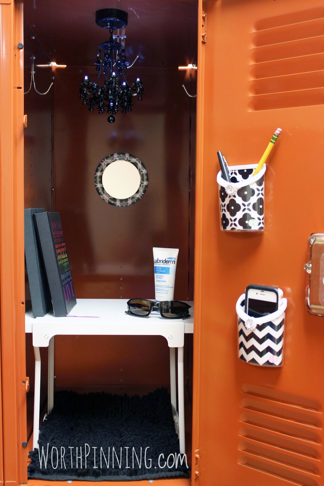 Worth It Events: My locker by Looker Lookz