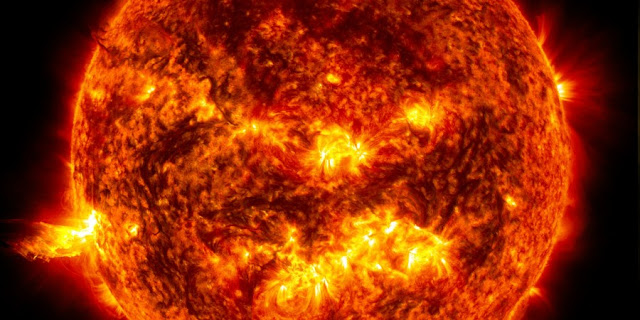 Bagaimana Matahari Bisa Menyala di Ruang Hampa Udara? - Info Astronomy Bagaimana Matahari Bisa Menyala di Ruang Hampa Udara? - Info Astronomy