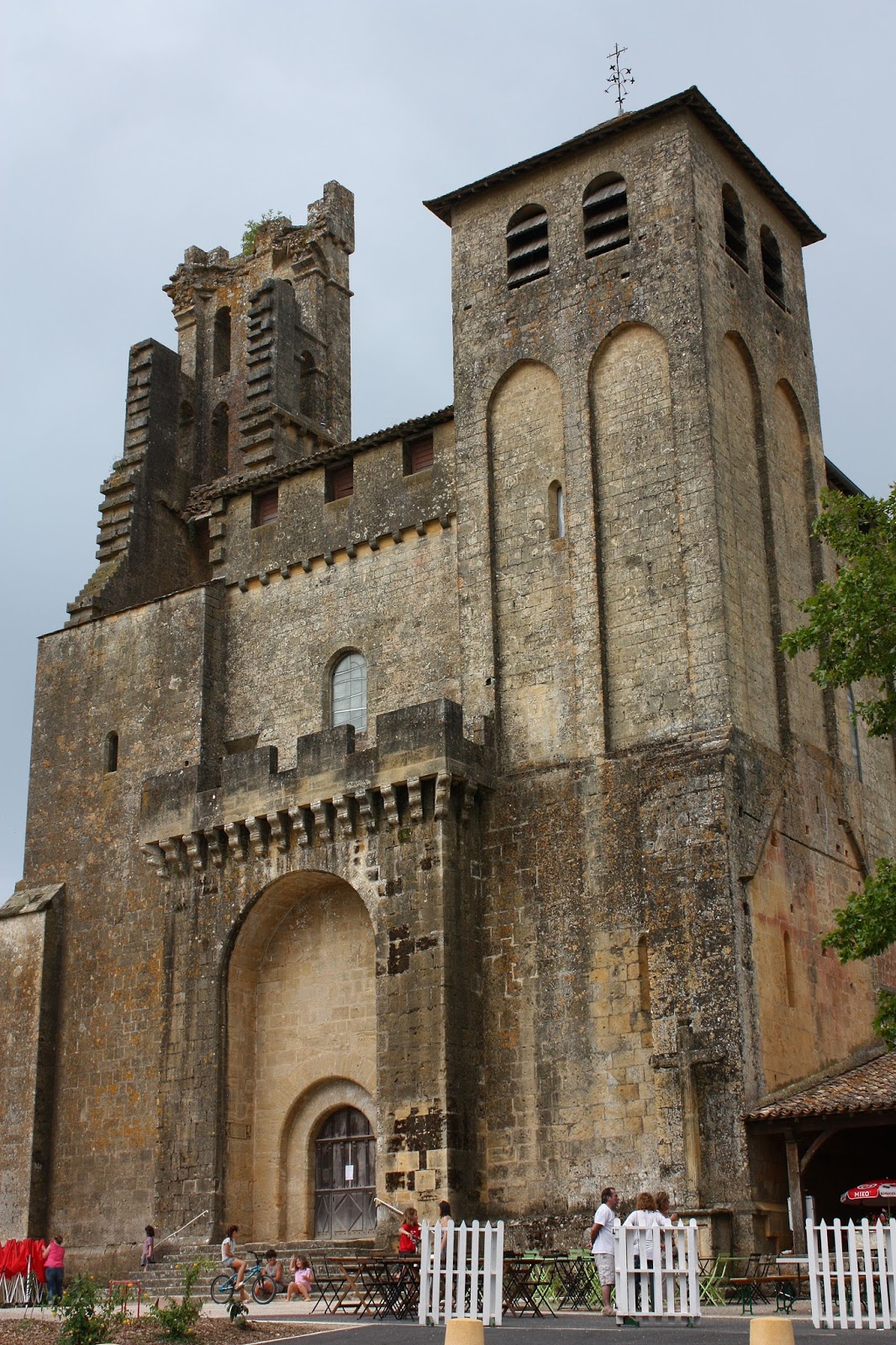 Atlas roman: Saint-Avit-Sénieur - Eglise abbatiale Saint-Avit (24)