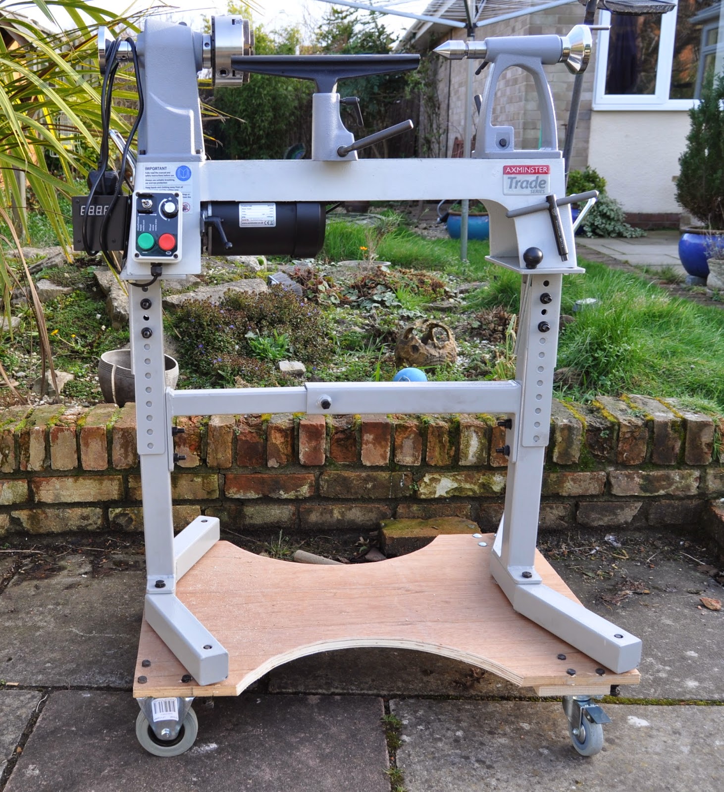 Axminster Perform Wood Lathes Tools And Wood In Torquay Devon