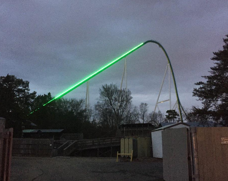 NewsPlusNotes: Fury 325's Impressive Night Look + First Rider Auction