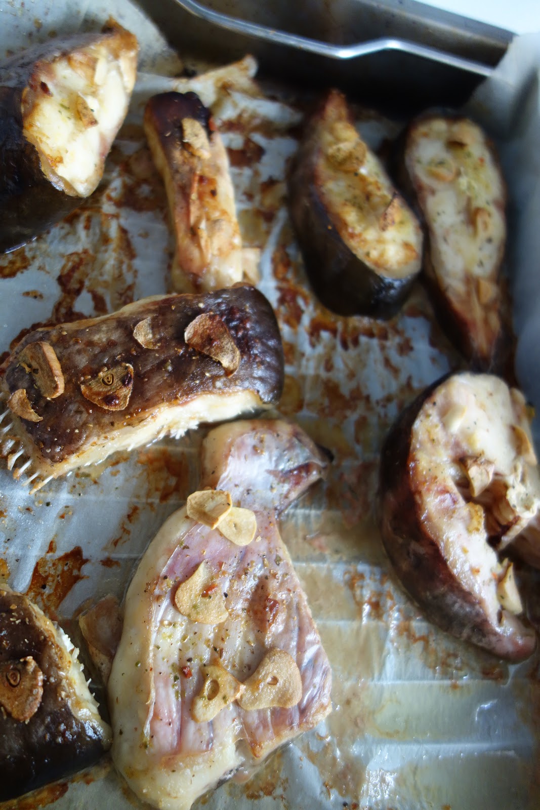 arome-fel-de-fel-amalia: PESTE COPT CU IERBURI AROMATE