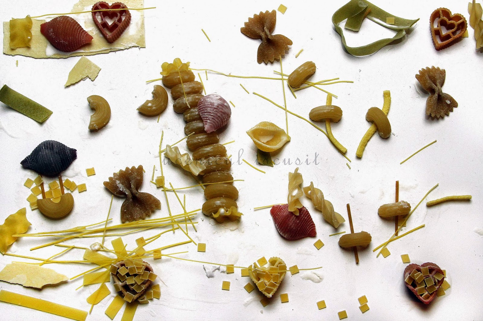 Ucenicul Iscusit: ATELIER DE COLAJ CU PASTE FAINOASE