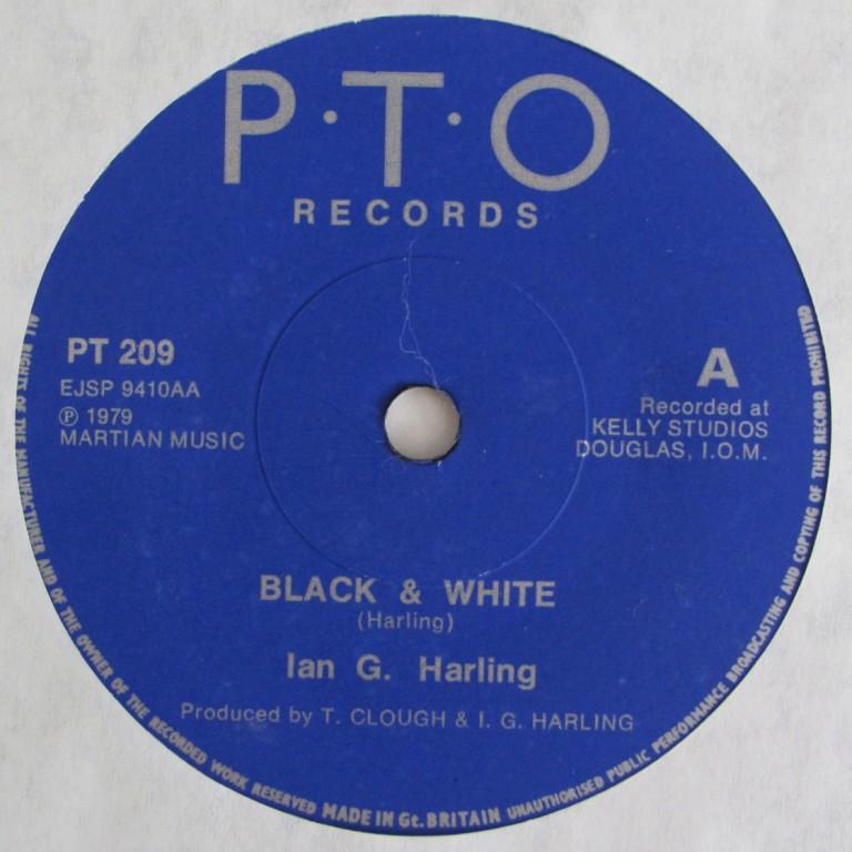 Girls From Tahiti: Ian G. Harling vs Andrew Rance (UK, 1979)