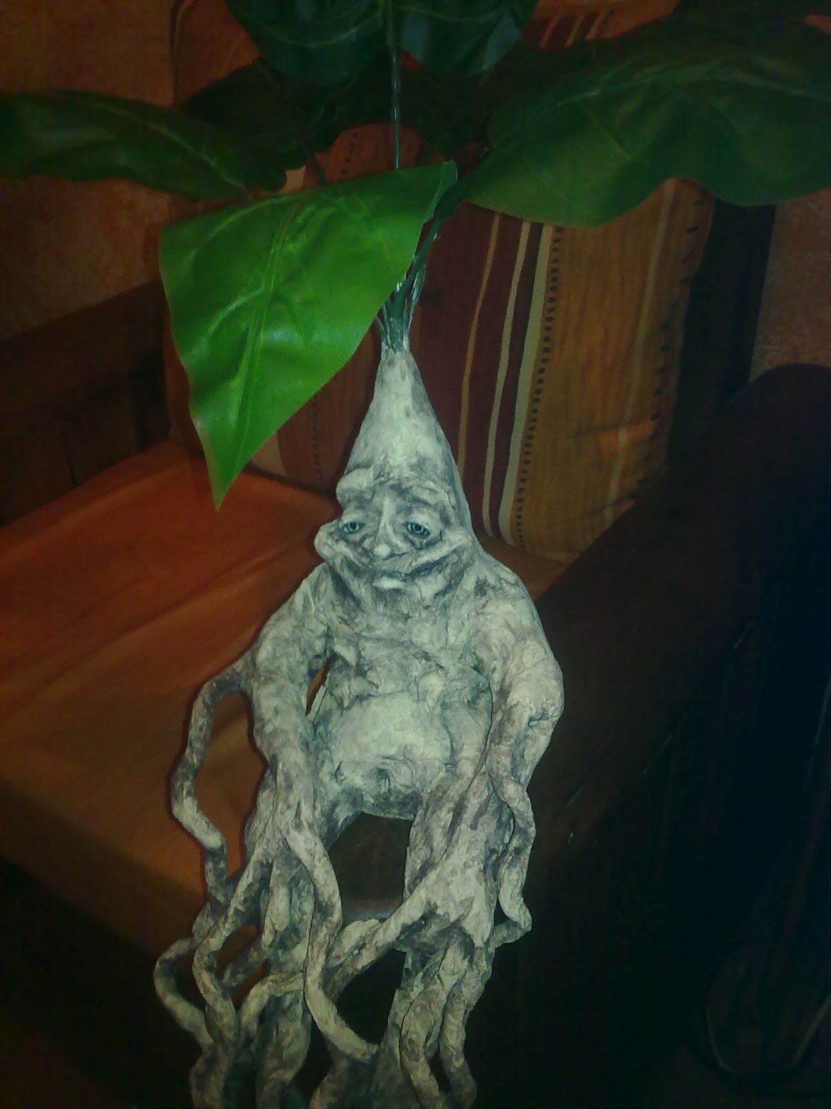 Chaneque "Duende": Mandrágoras y Raíces