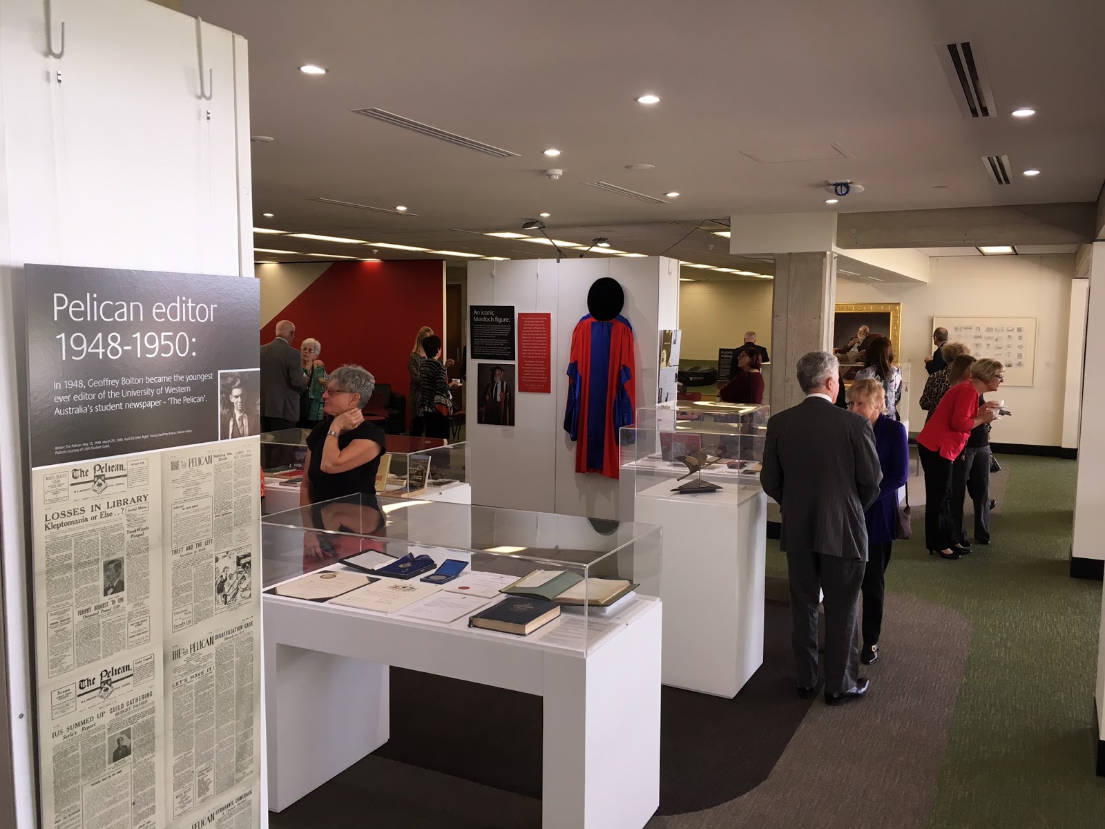 Murdoch University: Library News: Library renamed in honour of Murdoch ...