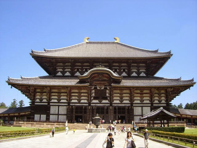 (Bizarre) Ginormous Religious Buildings of Japan