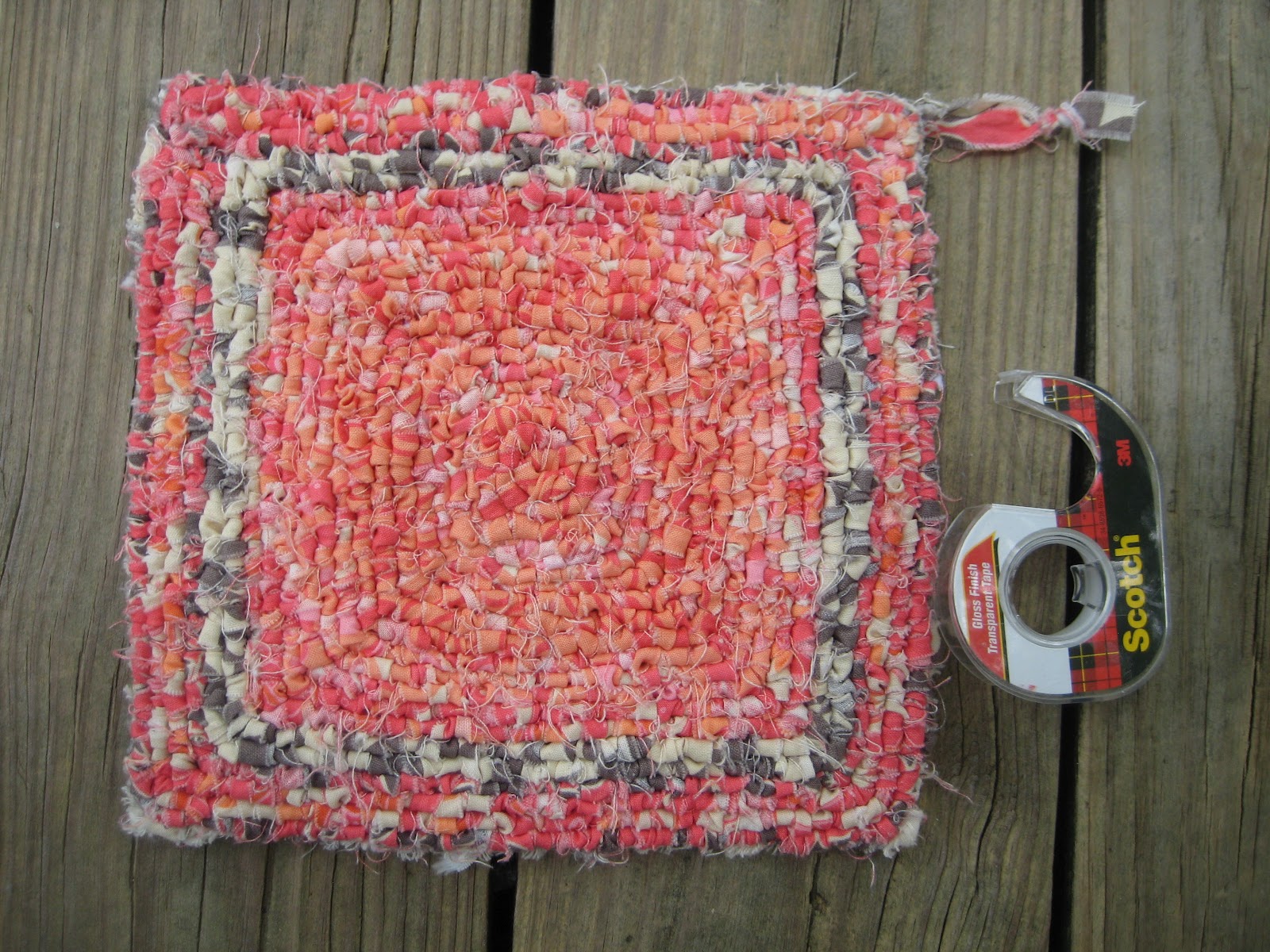 Made By U - DIY Craft Studio: Locker Hooking - a DIY anything project