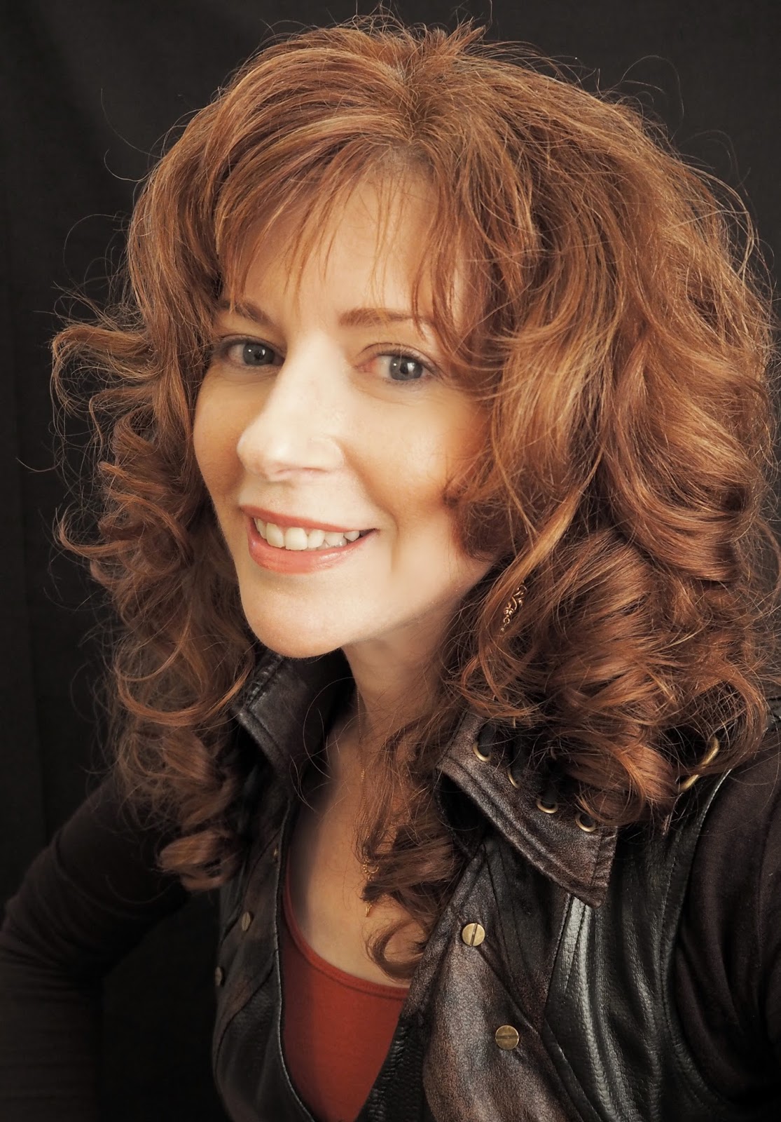 Kids' Book Review: 12 Curly Questions with Alison Goodman