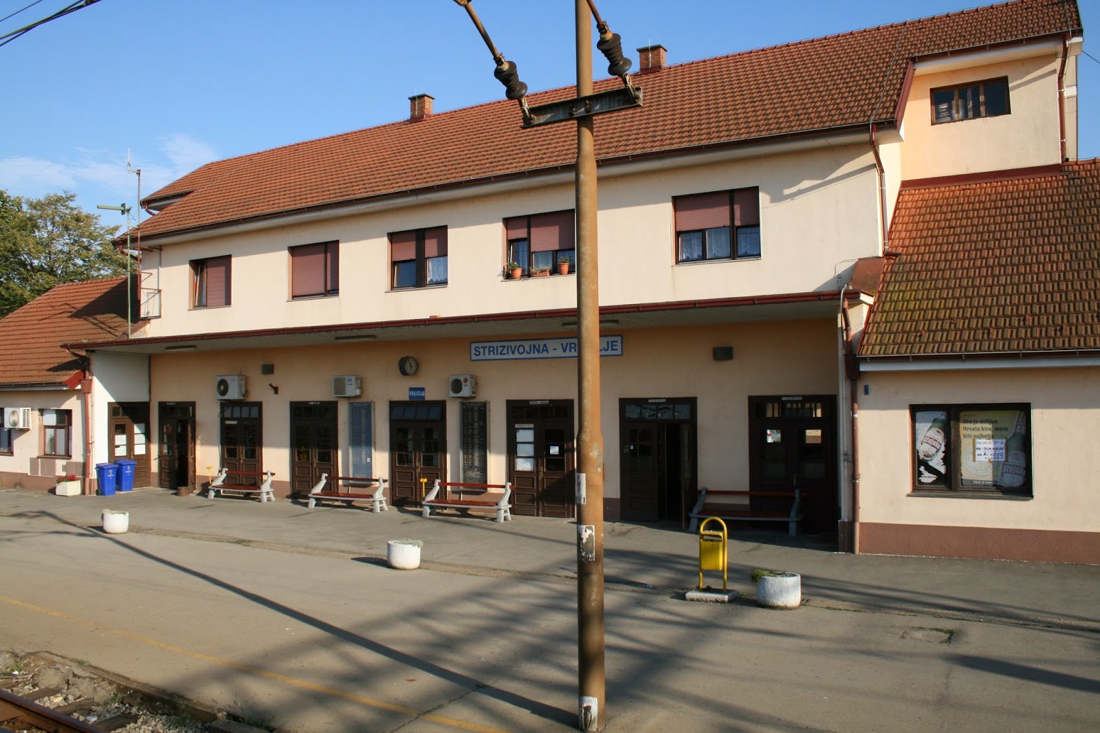 railway stations: 2014